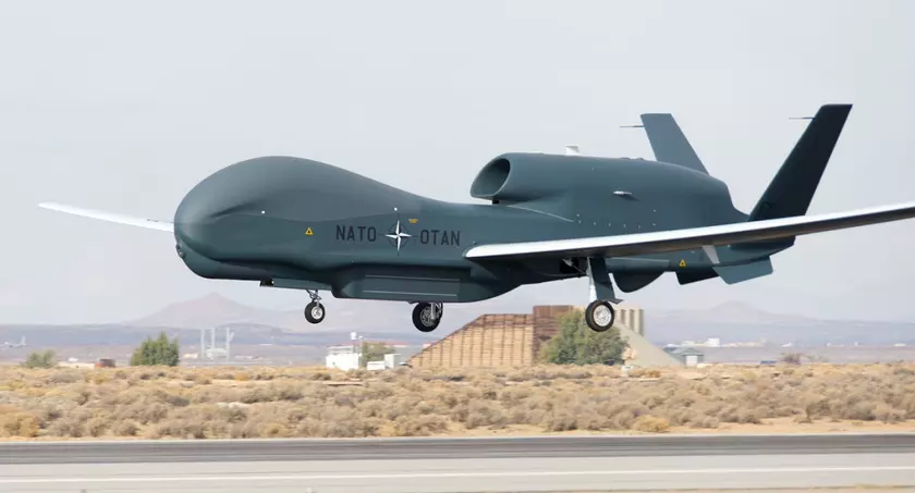 USA:s strategiska drönare RQ-4B Global Hawk har genomfört ett 7 timmar ...